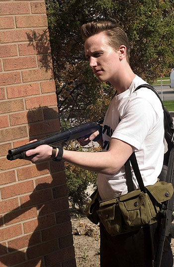 Masakr na střední škole Columbine / Zero Hour: Massacre At Columbine ...