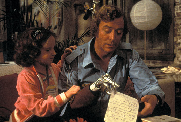 Ruka / The Hand (1981) | ČSFD.cz