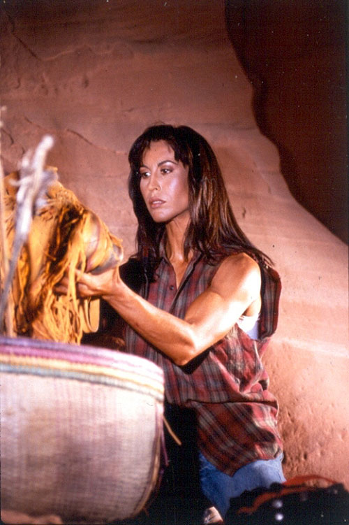 Ravenhawk / Raven Hawk (TV film) (1996) | ČSFD.cz