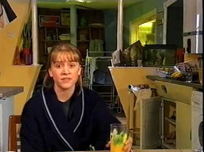 Mikrosvět / Microsoap (TV seriál) (1998) | ČSFD.cz