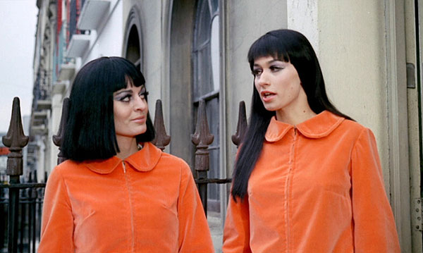 Zeta One (1969) | ČSFD.cz