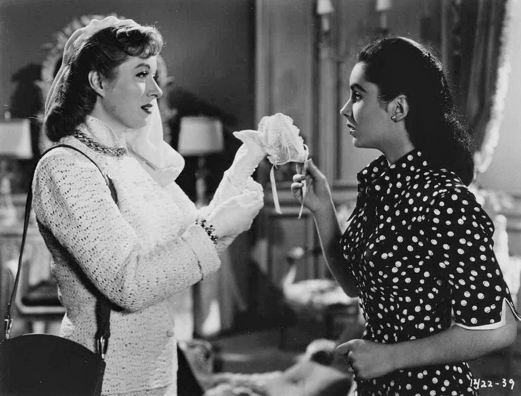 Julia Misbehaves (1948) | ČSFD.cz