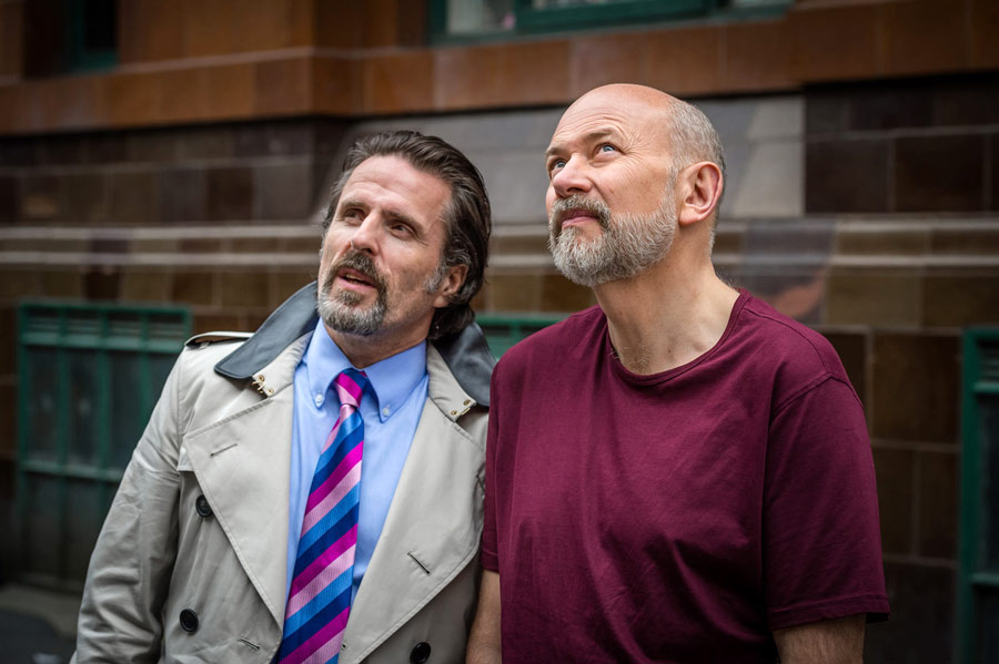 Cucumber (TV seriál) (2015) | ČSFD.cz