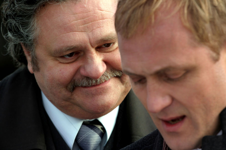 Exekutor / Komornik (2005) | ČSFD.cz