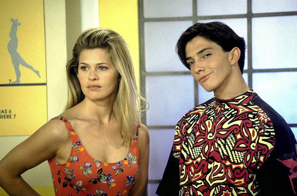 Helena a její chlapci / Hélène et les garçons (TV seriál) (1992) | ČSFD.cz