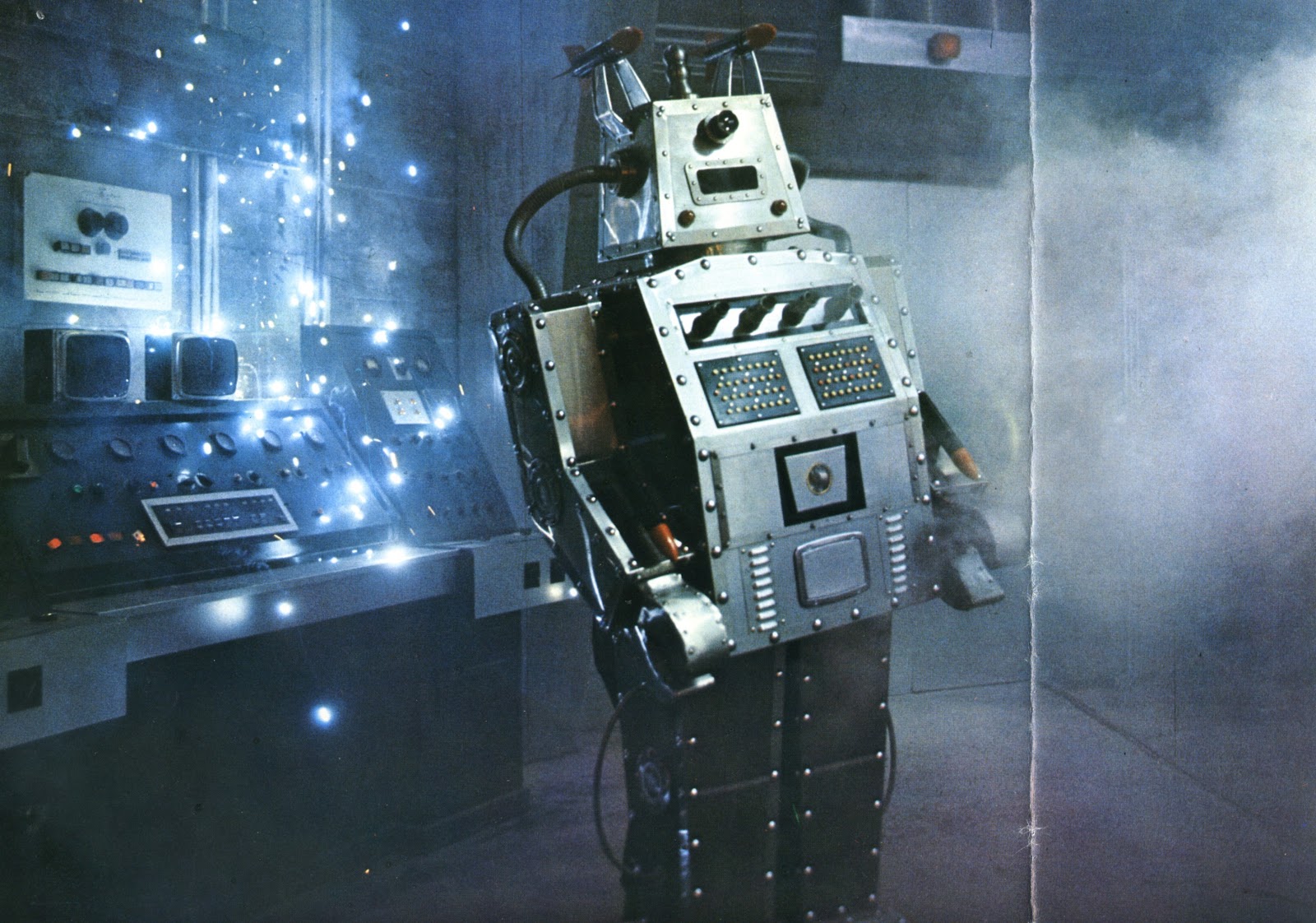 Supersonic Man (1979) | ČSFD.cz